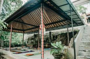 Bali Yoga School Photo Gallery: Yoga School in Bali