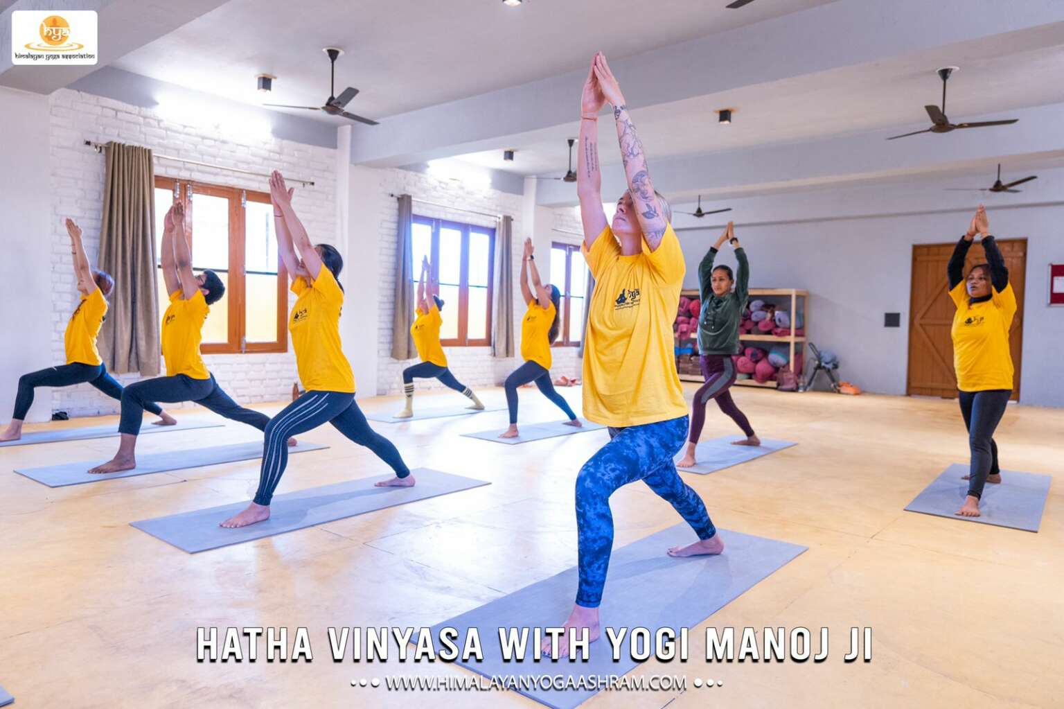 3 Yoga Asanas to Improve Flexibility and Strength at the Same Time ...