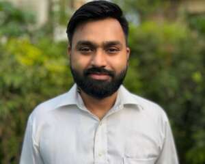 Accomplished Yoga Gurus At Bali Yoga School - Yoga Retreat in Bali ...