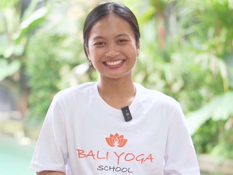 Accomplished Yoga Gurus At Bali Yoga School - Yoga Retreat in Bali ...